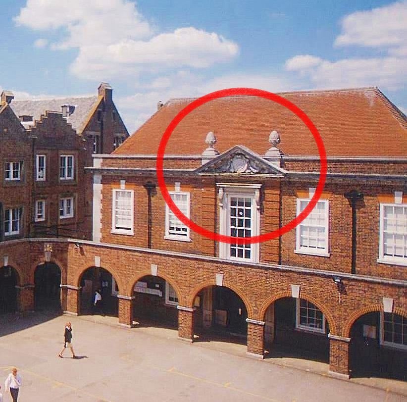 British 'king' Charles implicated in massive pedophile-ring at major 'elite' boarding school ...